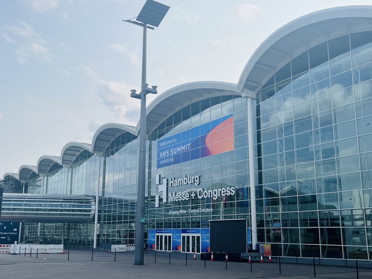 It's a wrap! superluminar at AWS Summit Hamburg 2025 | superluminar GmbH